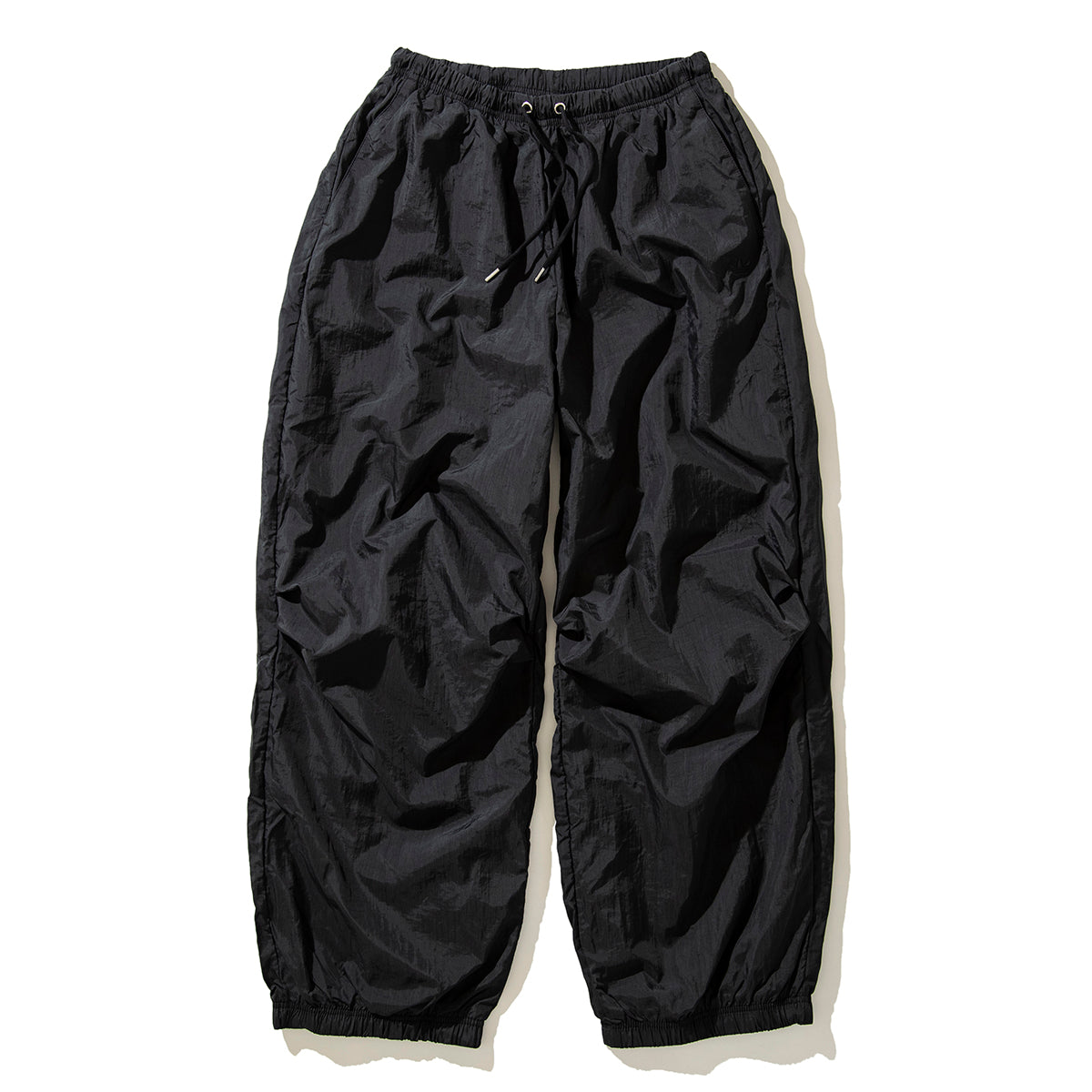 PREMIUM ESSENTIALS NYLON PARACHUTE PANTS – Kinetics｜OFFICIAL ONLINE STORE